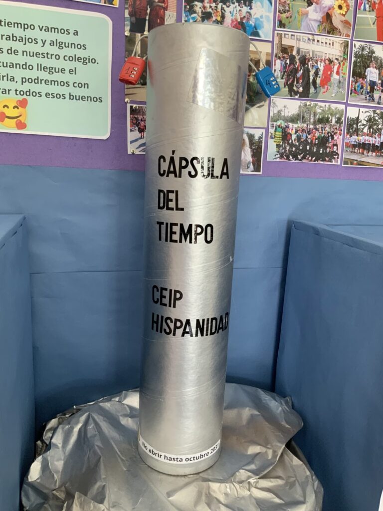 Cápsula del Tiempo Escolar: Qué Incluir | EEST1